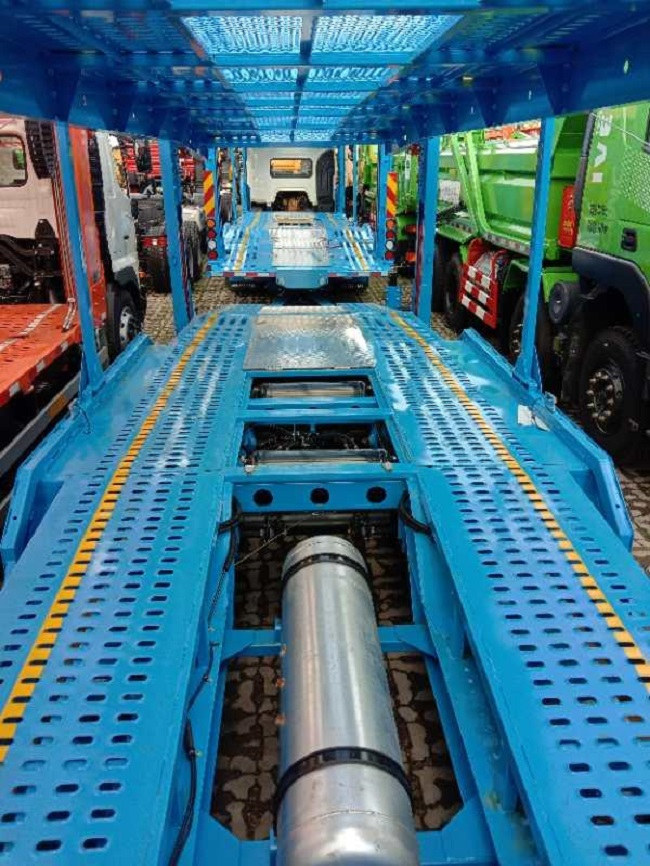 Two Loading Floors SUV Q235 60FT Semi Truck Car Hauler
